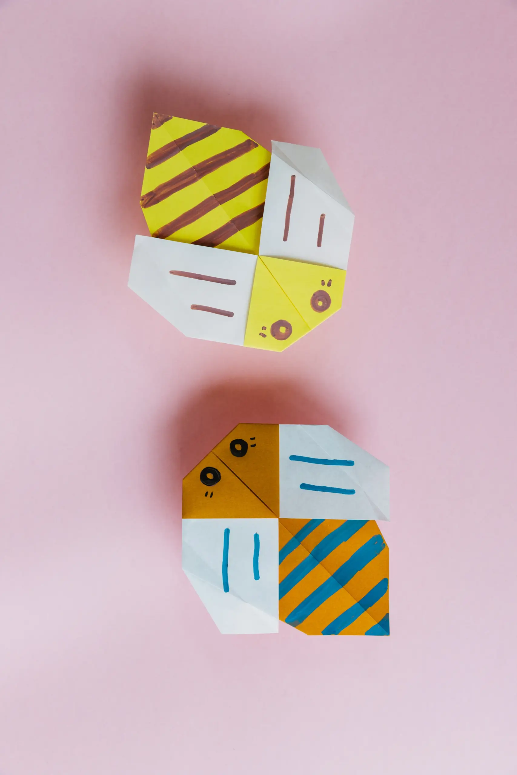 How to Make an Easy Origami Bee - OrigamiOK