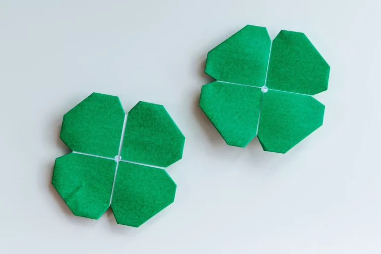 How to Fold an Origami Spring - Origami OK