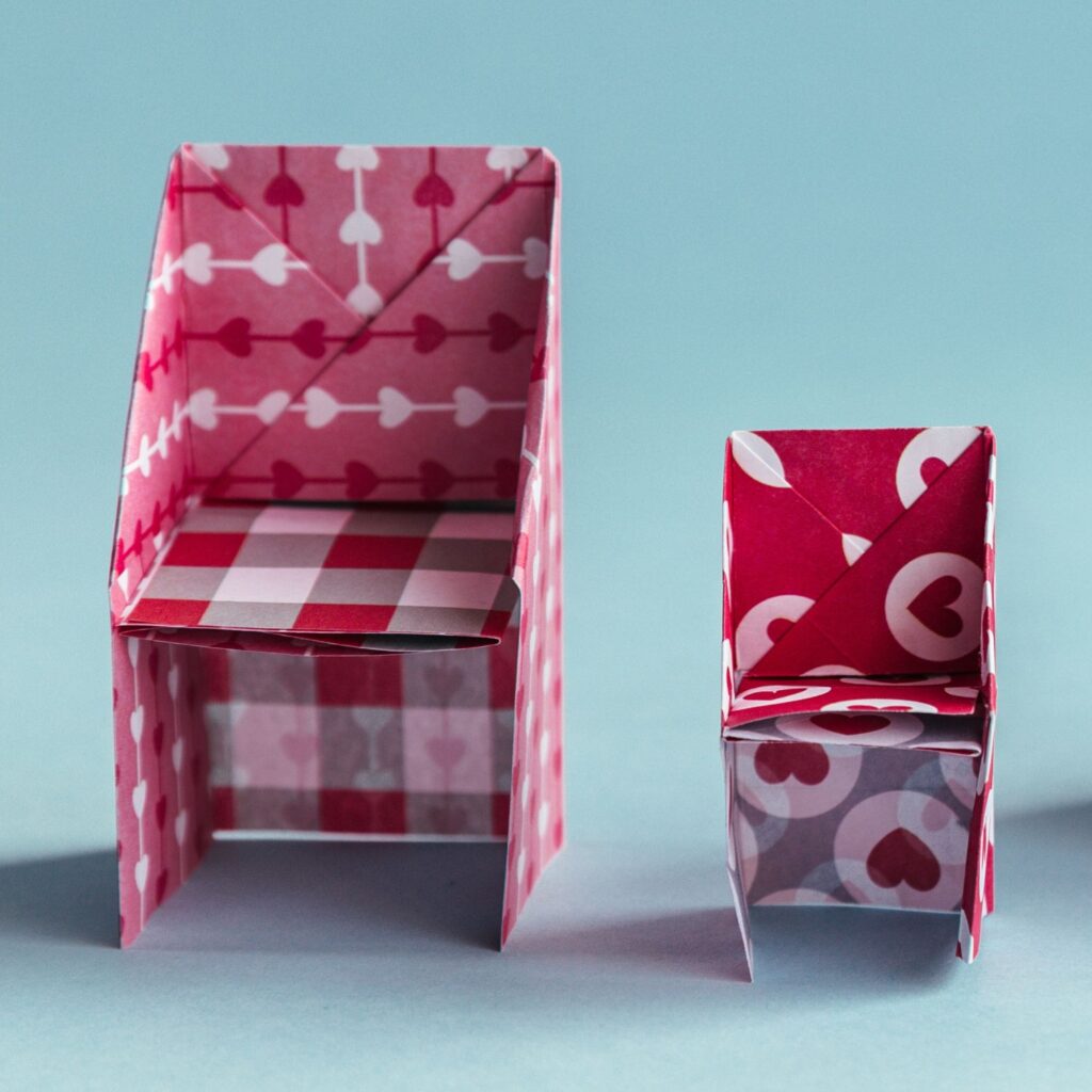 How to Fold an Origami Table - Origami OK